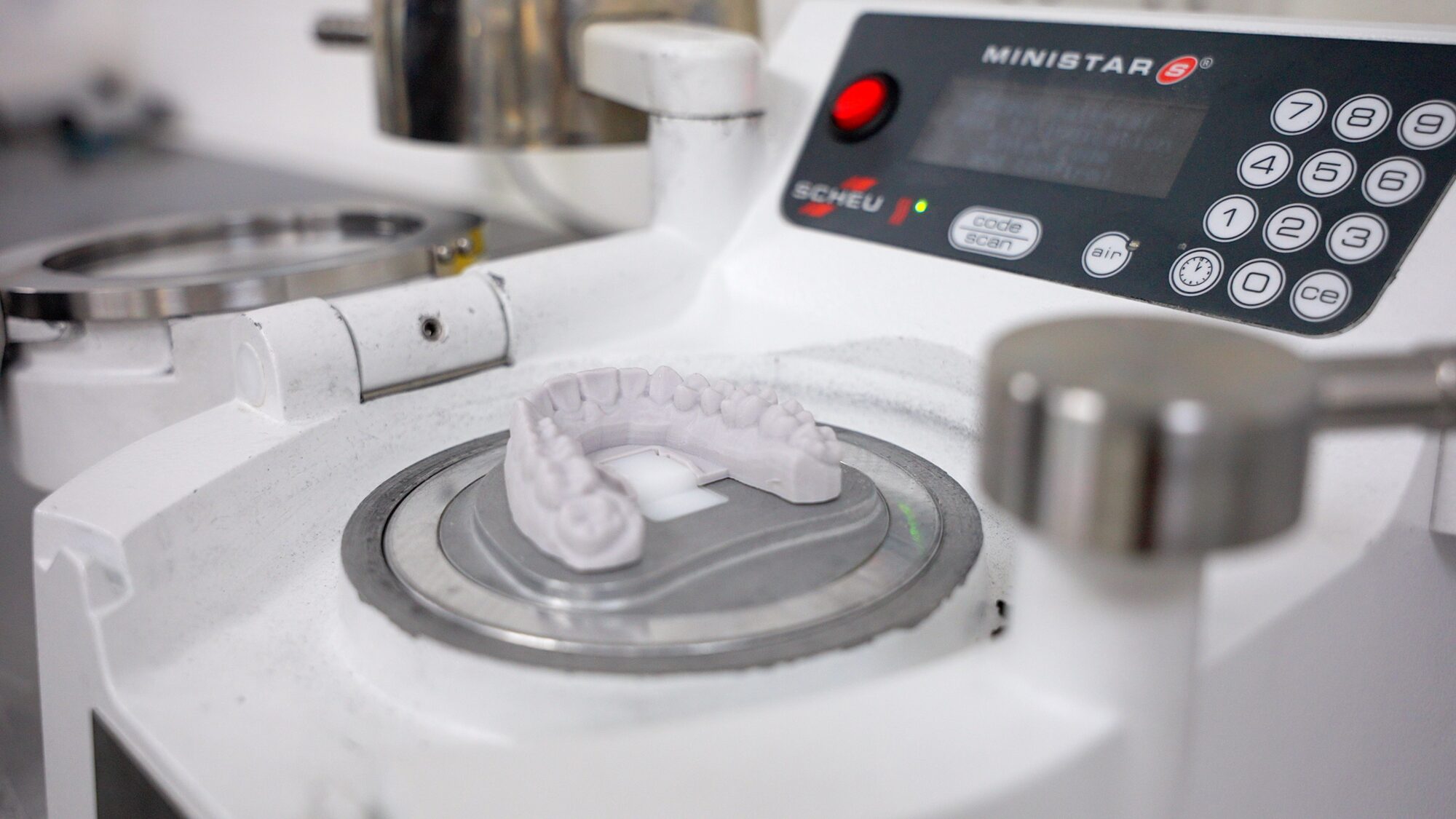 ALS Dental’s Ashford Orthodontic Laboratory Attains ISO 13485:2016 ...