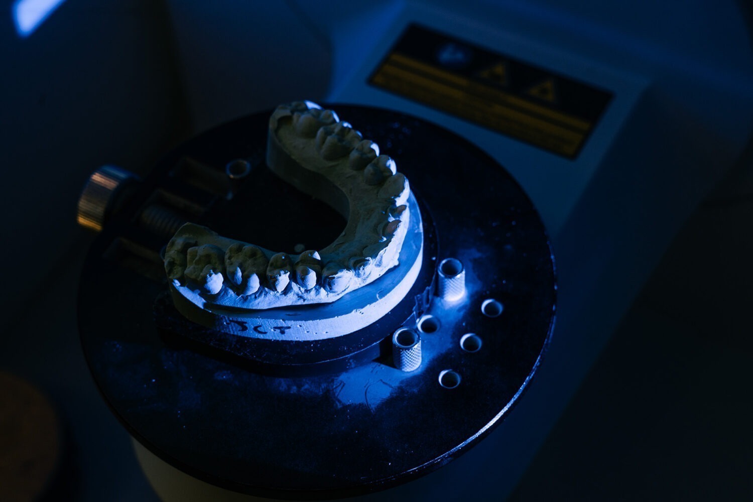 Discover Our Network of UK Dental Laboratories | ALS Dental