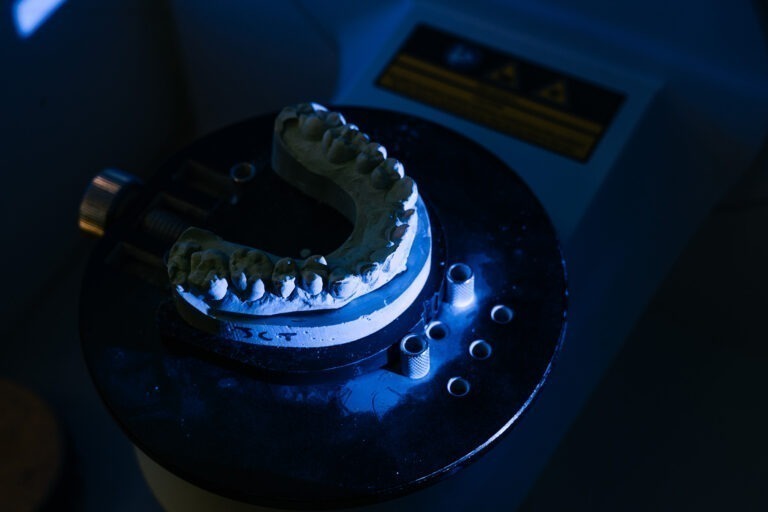 Discover Our Network of UK Dental Laboratories | ALS Dental