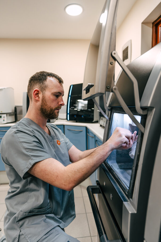 APlus | Dental Laboratory | ALS Group